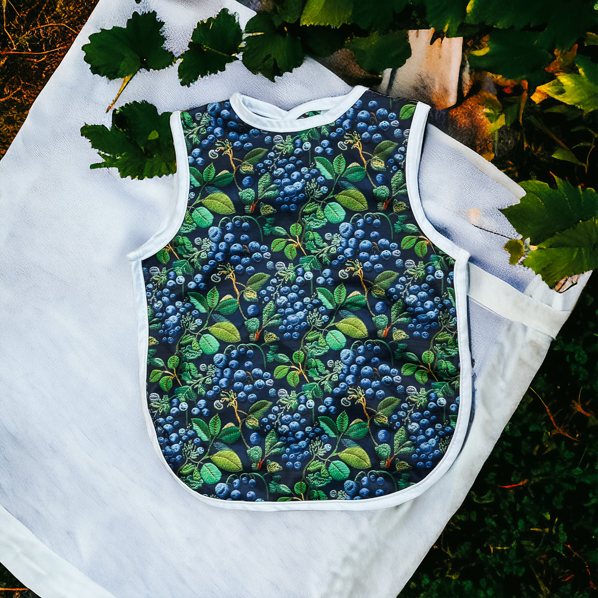 Oos Yádi Sprout's Adventure Bib Apron – Oos Yadi